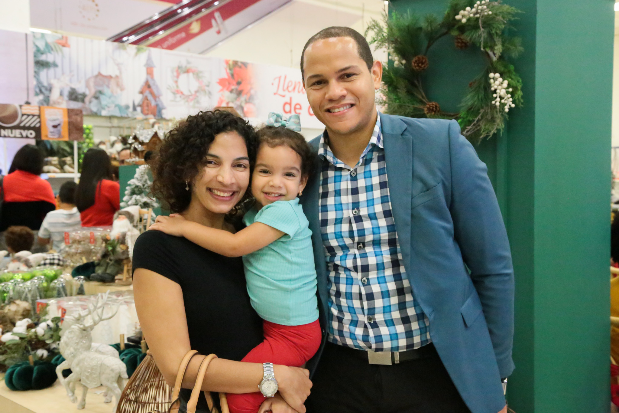 Llena tu hogar de alegría con la Navidad de Sirena - Dominicana Gourmet
